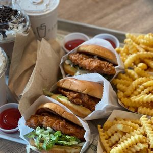 BODEGA BROS - Updated December 2025 - 30 Photos & 15 Reviews - 715 N ...