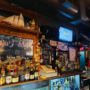 MODEL CAFÉ - Updated October 2025 - 20 Photos & 149 Reviews - 7 N ...