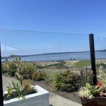 CHAMBERS BAY GRILL - Updated July 2024 - 126 Photos & 162 Reviews ...