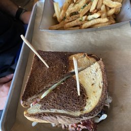 MAPLE LANDING - Updated July 2025 - 662 Photos & 604 Reviews - 5855 ...