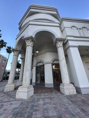 RH OUTLET BOCA RATON - Updated August 2025 - 36 Photos & 14 Reviews ...