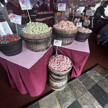 CAROUSEL TAFFY - Updated December 2025 - 115 Photos & 97 Reviews - 845 ...