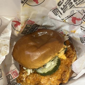 MONROE’S HOT CHICKEN - Updated January 2026 - 301 Photos & 264 Verified ...