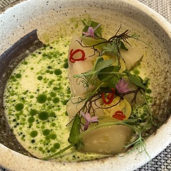 AZURE - Updated April 2025 - 2193 Photos & 791 Reviews - 2259 Kalakaua ...