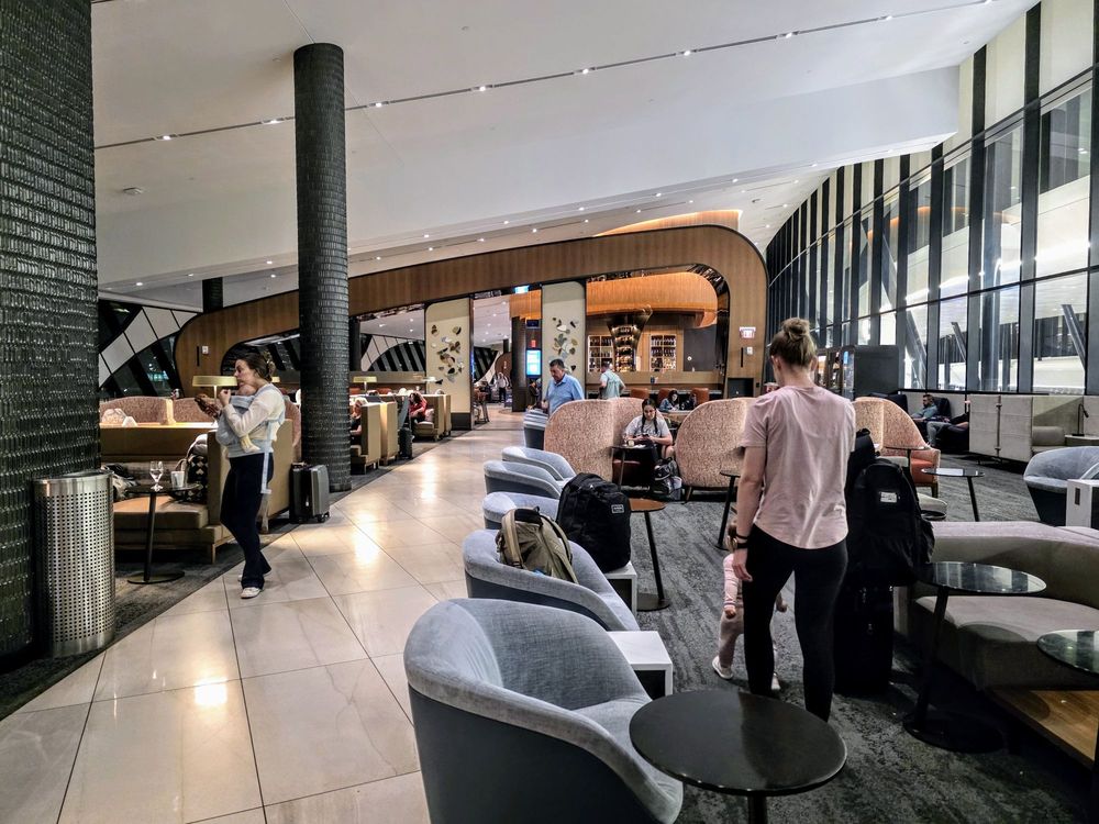 DELTA SKY CLUB - Updated January 2026 - 95 Photos & 16 Reviews - 1 ...