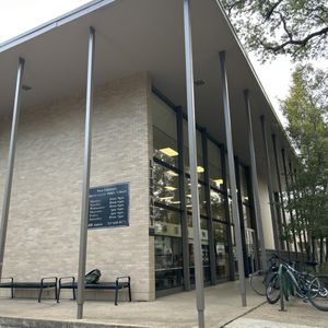 KENDALL NEIGHBORHOOD LIBRARY - Updated September 2025 - 20 Photos & 28 ...