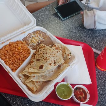 SABROSADA - Updated December 2025 - 441 Photos & 664 Reviews - 24342 El ...