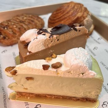 CAFÉ CRÈMERIE - Updated April 2025 - 210 Photos & 93 Reviews - 615 N ...