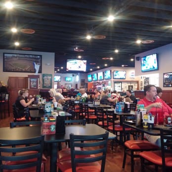 LONGNECKS SPORTS GRILL - Updated December 2025 - 40 Photos & 76 Reviews ...