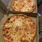 GINO’S PIZZA CAFE - 30 Photos & 72 Reviews - Pizza - 7326 Frankford Ave ...