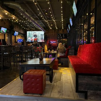 POUR BEHAVIOR - Updated July 2024 - 553 Photos & 536 Reviews - 2211 ...