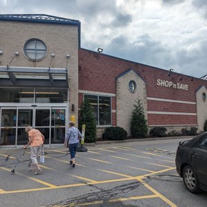 COEN MARKETS - Updated December 2024 - 27 Photos - 925 East Carson St ...