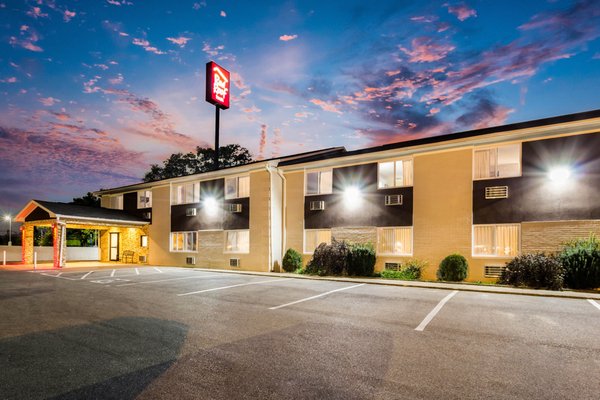 RED ROOF INN - Updated December 2025 - 55 Photos & 20 Reviews - 88 ...