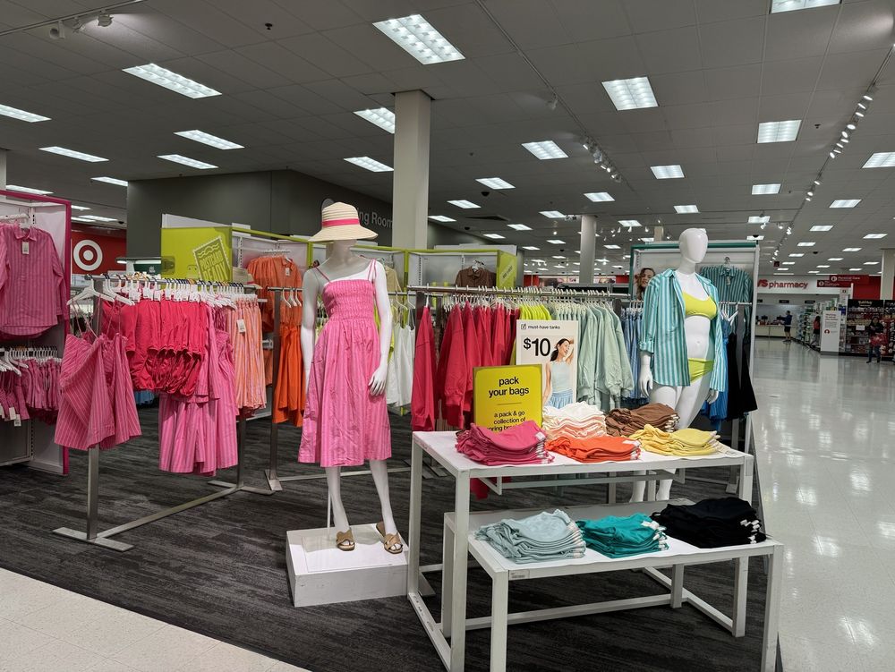 TARGET - Updated December 2025 - 483 Photos & 447 Reviews - 5711 ...