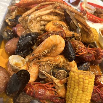 SEAFOOD BUCKET CAJUN STYLE - Updated July 2025 - 549 Photos & 129 ...