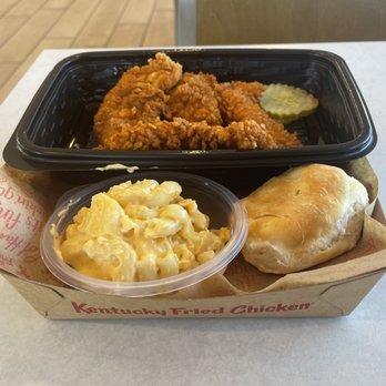 KFC - Updated October 2025 - 18 Reviews - 2571 Easton Ave, Bethlehem ...