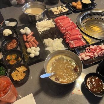 GOGI KOREAN BBQ & HOT POT - Updated May 2025 - 1071 Photos & 661 ...