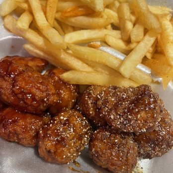 R&R EXTREME WINGS - Updated October 2025 - 52 Photos & 66 Reviews ...