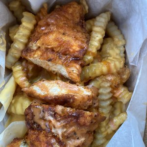 MEECH’S HOT CHICKEN - 23 Photos - Food Trucks - 10150 Montana Ave, El ...