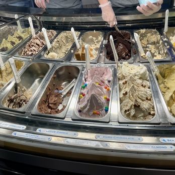 FROST GELATO AT SANTAN VILLAGE - Updated December 2024 - 365 Photos ...