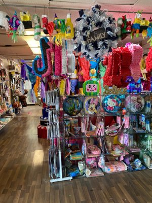 PINATA’S FACTORY - Updated April 2025 - 54 Photos & 131 Reviews - 451 W ...