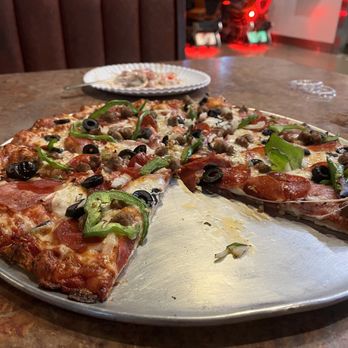 RUSTY’S PIZZA PARLOR - Updated November 2024 - 162 Photos & 256 Reviews ...