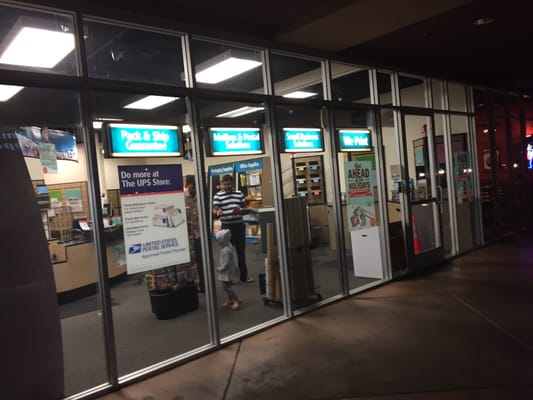 THE UPS STORE - Updated January 2025 - 28 Photos & 55 Reviews - 3039 W ...