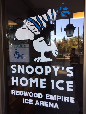 SNOOPY’S HOME ICE - REDWOOD EMPIRE ICE ARENA - 162 Photos & 118 Reviews ...
