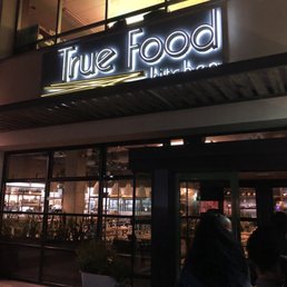TRUE FOOD KITCHEN - Updated October 2025 - 1182 Photos & 957 Reviews ...