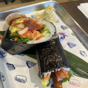 WAVE SUSHI - Updated April 2025 - 170 Photos & 49 Reviews - 360 E ...