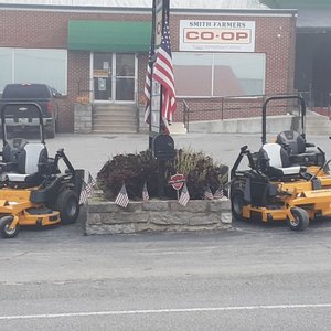 BIG R - Updated December 2025 - 560 S Jefferson Ave, Cookeville ...