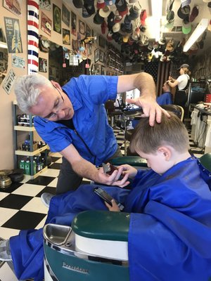 ANDY’S BARBER SHOP - Updated July 2025 - 77 Photos & 204 Reviews - 123 ...