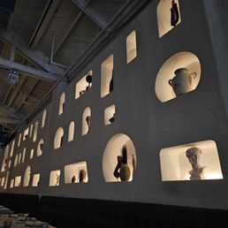 ELIA - Updated December 2025 - 1575 Photos & 578 Reviews - 1520 Locust ...