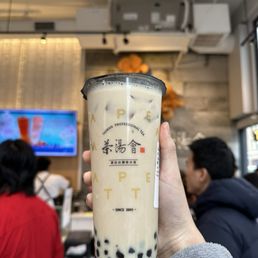 TP TEA - Updated March 2025 - 755 Photos & 354 Reviews - 679 S King St ...