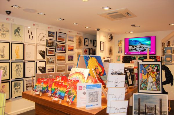 THE BRIGHTON BOX - 21 Duke Lane, Brighton, United Kingdom - Art ...