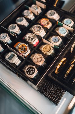 CARBON WATCH COMPANY - Updated December 2025 - 11 Photos - 27975 Old 41 ...