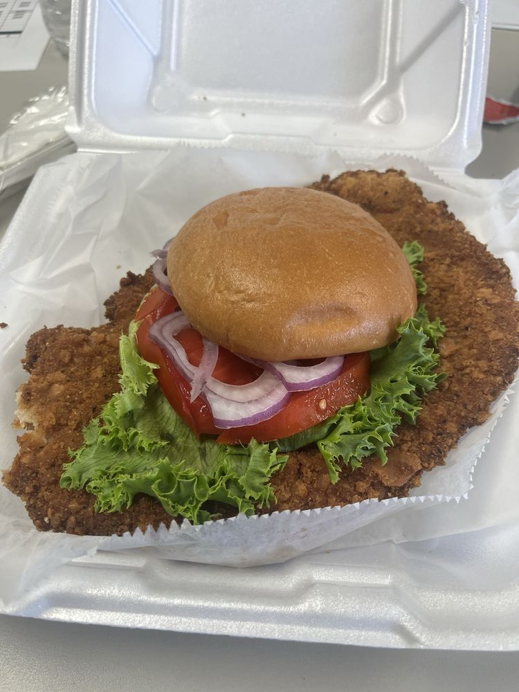 THE TOP HAT SPORTS GRILL - Updated October 2025 - 11970 US-36, Saint ...