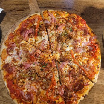 RUSTY BUCKET RESTAURANT & TAVERN - Updated January 2025 - 396 Photos ...