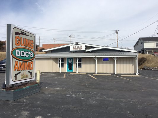 DOC’S GUNS & AMMO - Updated November 2025 - 12 Reviews - 105 E 5th St ...