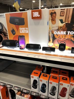 BEST BUY - NEWINGTON - Updated August 2025 - 31 Photos & 79 Reviews - 45 Gosling Rd, Newington ...