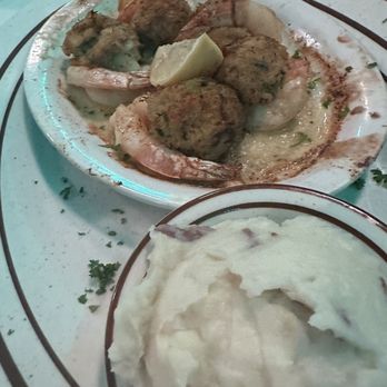 THE BOATHOUSE ON NAPLES BAY - Updated July 2024 - 346 Photos & 512 ...