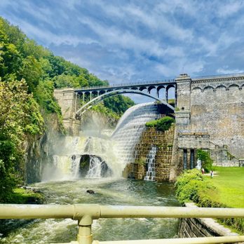 CROTON GORGE PARK - Updated October 2025 - 521 Photos & 65 Reviews ...