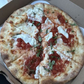 RED VOLPE - Updated June 2024 - 21 Photos & 50 Reviews - 363 Broadway ...