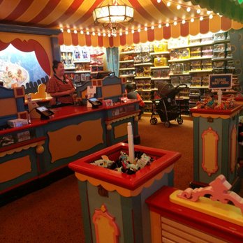 BIG TOP TOYS - Updated December 2025 - 23 Photos - Disney California ...