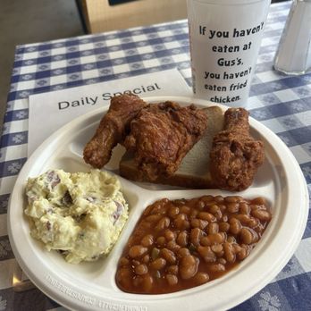 GUS’S WORLD FAMOUS FRIED CHICKEN - CAMELBACK - Updated May 2025 - 216 ...