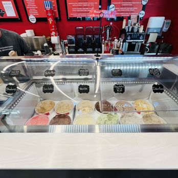 HOWLING COW DAIRY EDUCATION CENTER AND CREAMERY - Updated March 2025 ...