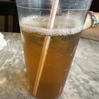 CHESTNUT STREET CAFE & EATERY - Updated December 2025 - 325 Photos ...