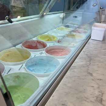 CONFETTI ITALIAN ICE & CUSTARD - Updated November 2024 - 3049 Photos ...