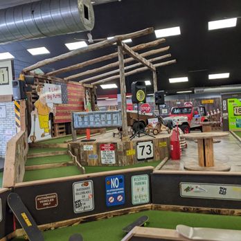 BIG PUTTS MINI GOLF - Updated April 2025 - 60 Photos & 30 Reviews ...