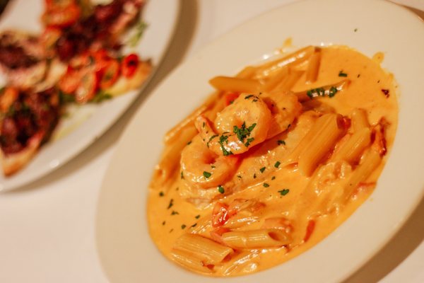 CAFÉ ROMA - Updated March 2025 - 77 Photos & 140 Reviews - 220 N Ocoee ...